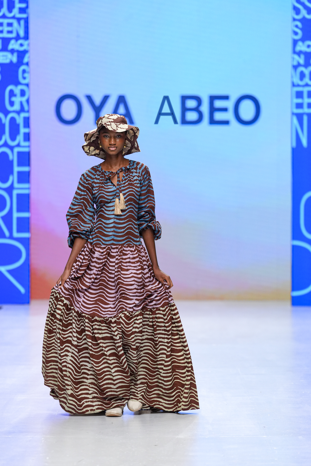 Ombre Print Wavy 3 Tier Dress – Oya Abeo